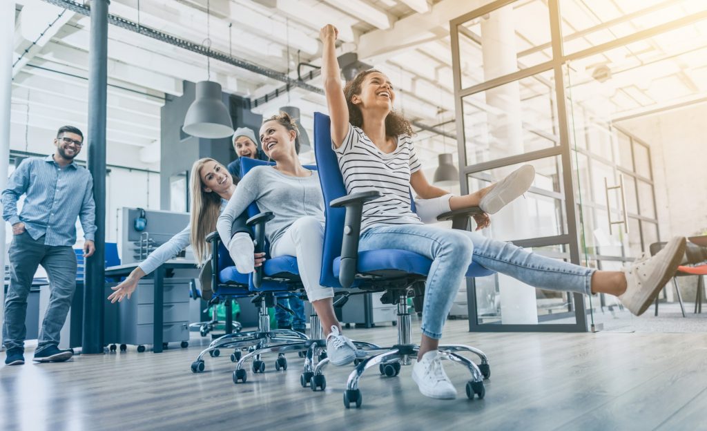 How to lead the transition to post-pandemic hybrid working - Positive ...