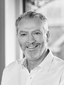 Meet the team - Positive Momentum